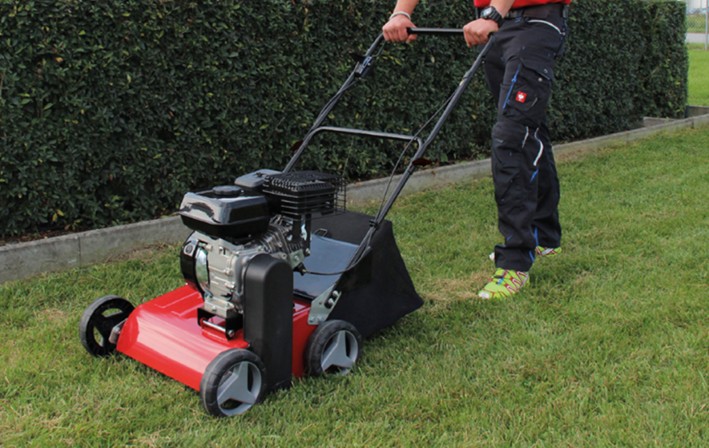 Le scarificateur thermique Einhell GC-SC 2240 P - Débroussaillez