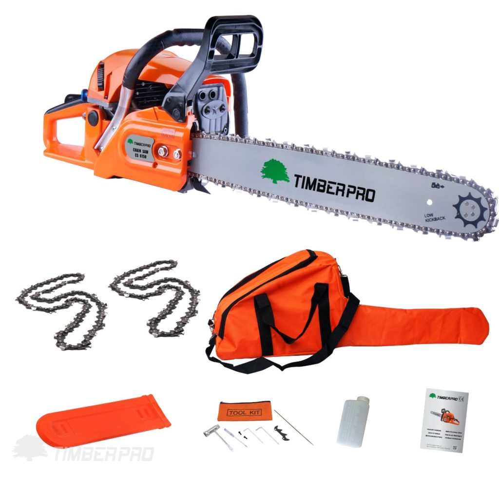 Test de la tronçonneuse thermique pas cher Timberpro - Débroussaillez